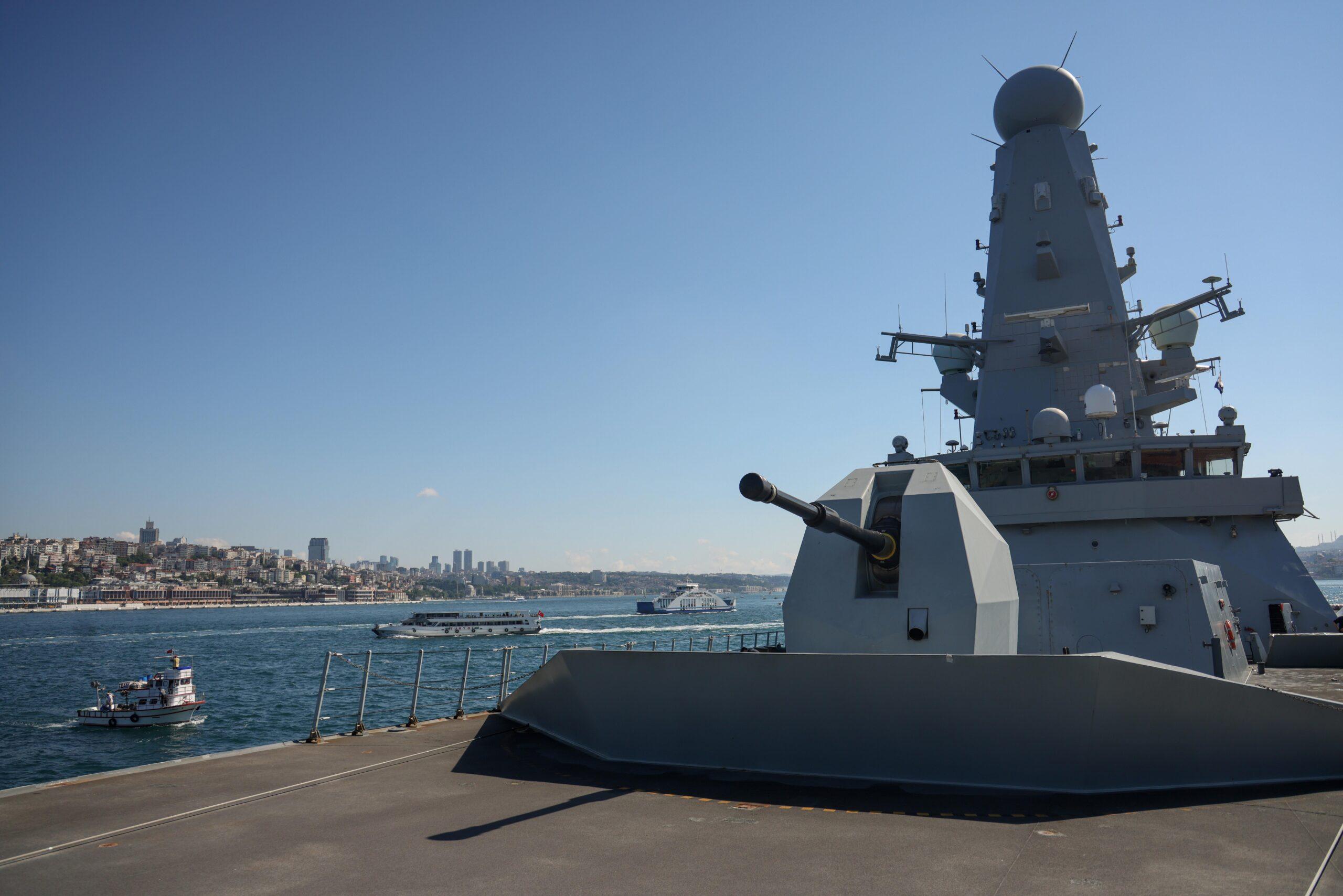Istanbul welcomes the UK’s combat vessel - TR MONITOR